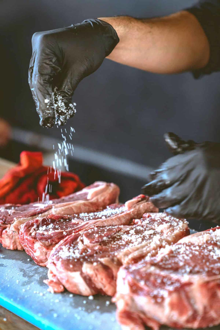 How Do Restaurants Cook Steaks?