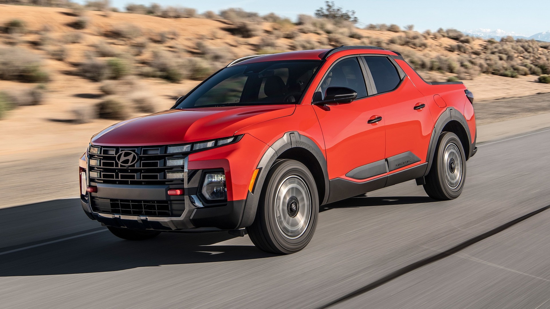 2025 Hyundai Santa Cruz XRT First Drive: Trying Hard to Truck It Up