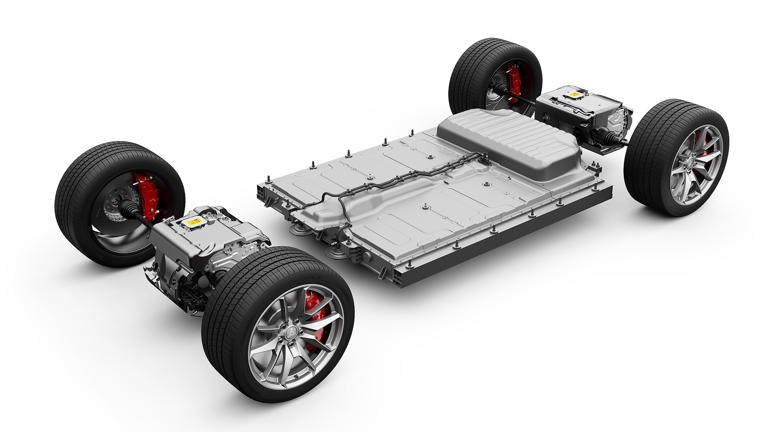 How the New Hemi-Less Dodge Charger's Six-Cylinder and Electric ...