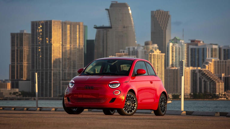 2024 Fiat 500e First Drive: A Small, Affordable EV—What More Do You Want?
