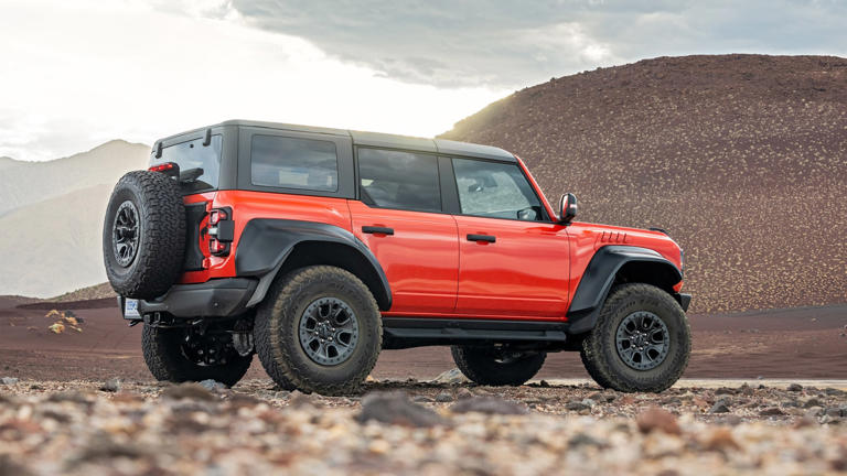 Last Call for Dodge Durango’s V-8 Begins With SRT 392 AlcHEMI