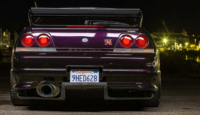 JDM R33 Skyline GT-R: Light Refresh to Full Build in Just Two Months
