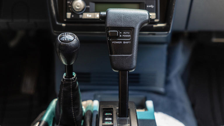 1959 Chevy Impala Wins the Slonaker Award at the Grand National ...