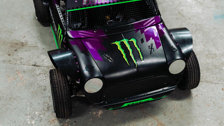 Liam Doran’s Custom Autograss Austin Mini Truck Is as Wild as the Owner