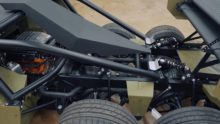 This Shocking Hellcat-Powered 6x6 Humvee Breaks the Bank ... and Instagram