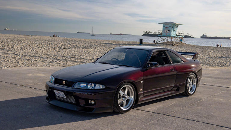 JDM R33 Skyline GT-R: Light Refresh to Full Build in Just Two Months