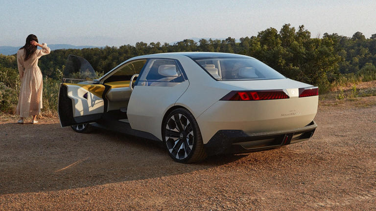 2024 Ford Cars: A Ferrari-Hunting Mustang and Updated Cargo Vans