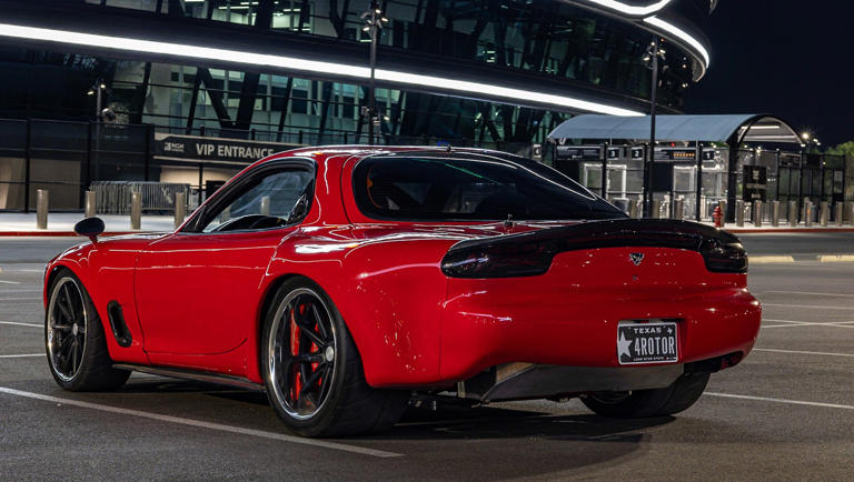 Four Rotor AWD Mazda RX-7 Keeps Things Conservative With 1,100 HP
