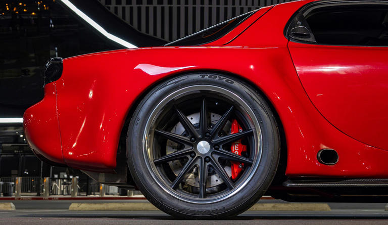 Four Rotor AWD Mazda RX-7 Keeps Things Conservative With 1,100 HP