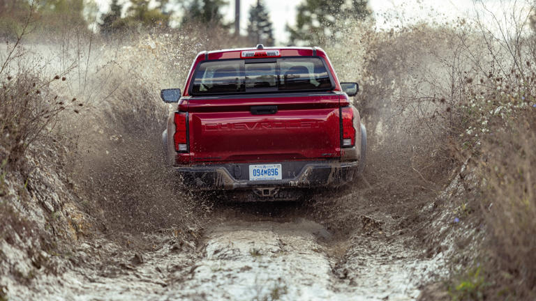 2024 Chevy Colorado Pricing: Simplified Engine Choices, More Equipment