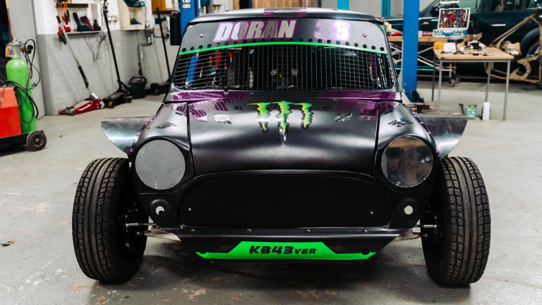 Liam Doran’s Custom Autograss Austin Mini Truck Is as Wild as the Owner