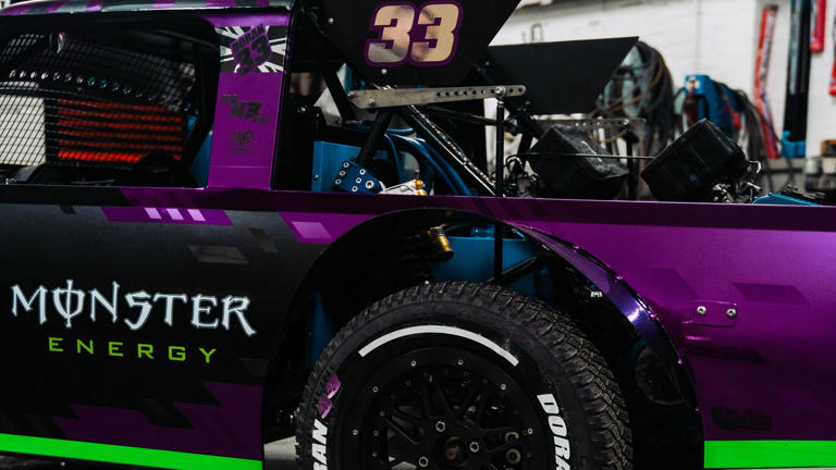 Liam Doran’s Custom Autograss Austin Mini Truck Is as Wild as the Owner