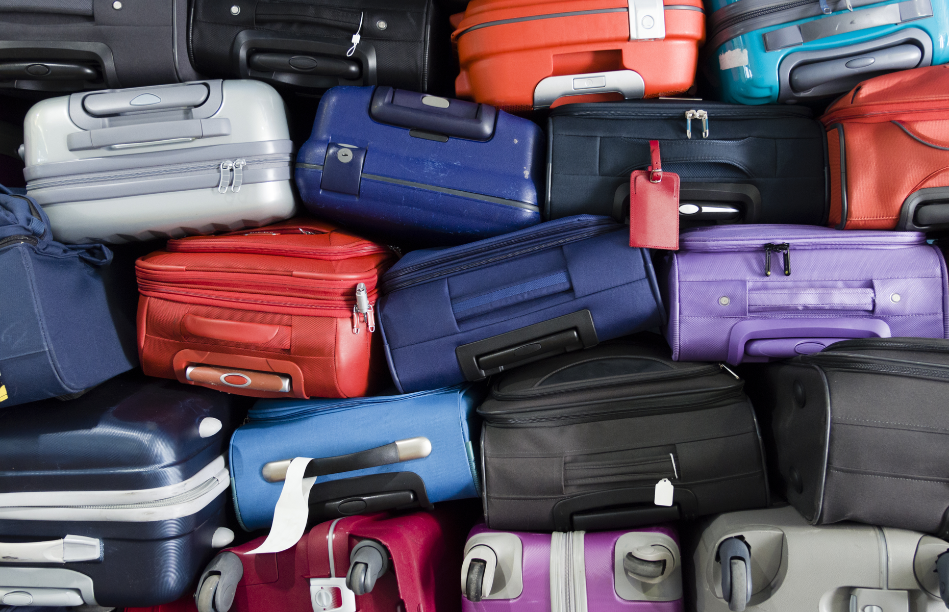 Airport baggage handlers share their top secrets