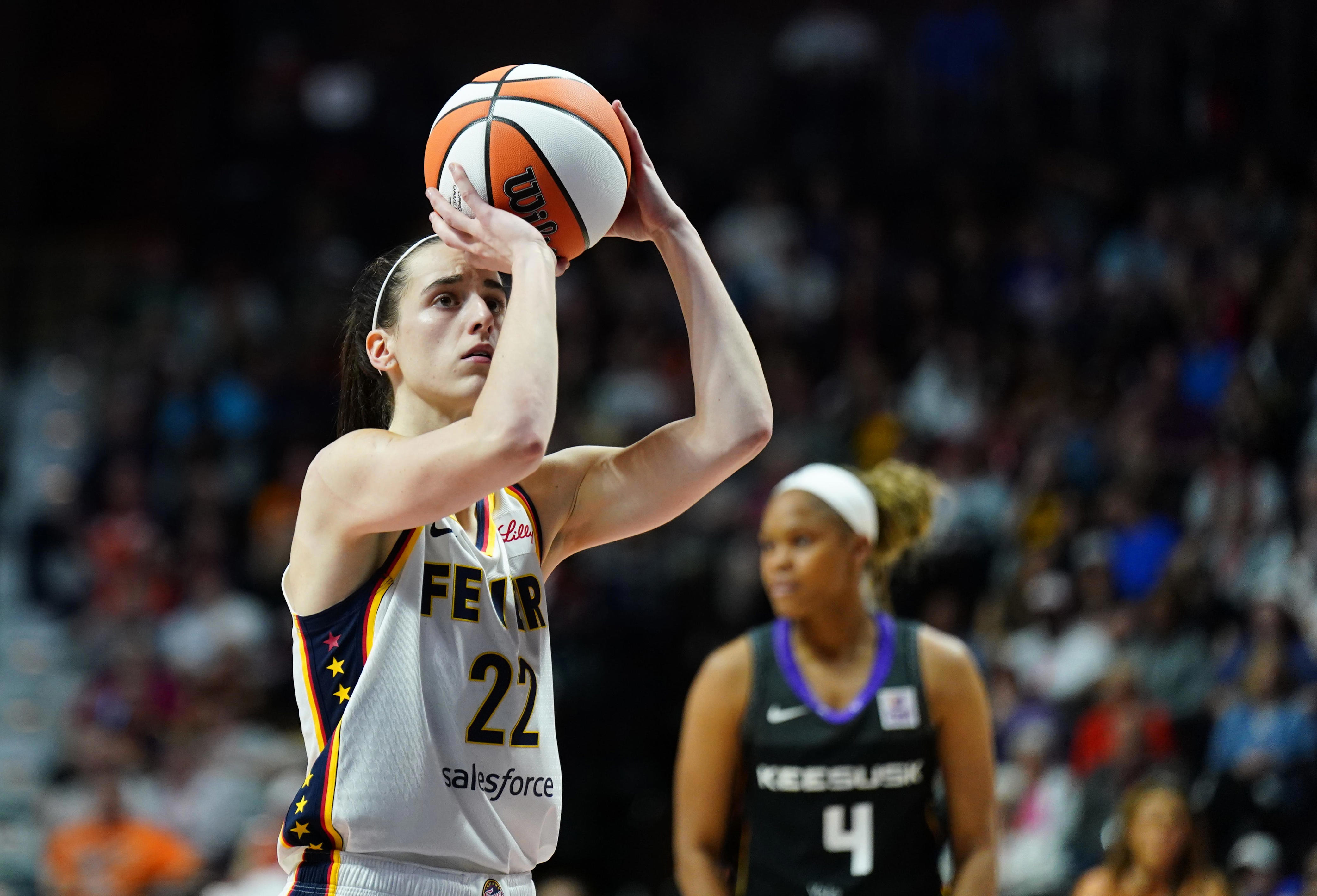 How many points did Caitlin Clark score today? No. 1 pick shoved hard ... How many points did Caitlin Clark score today? No. 1 pick shoved hard ...