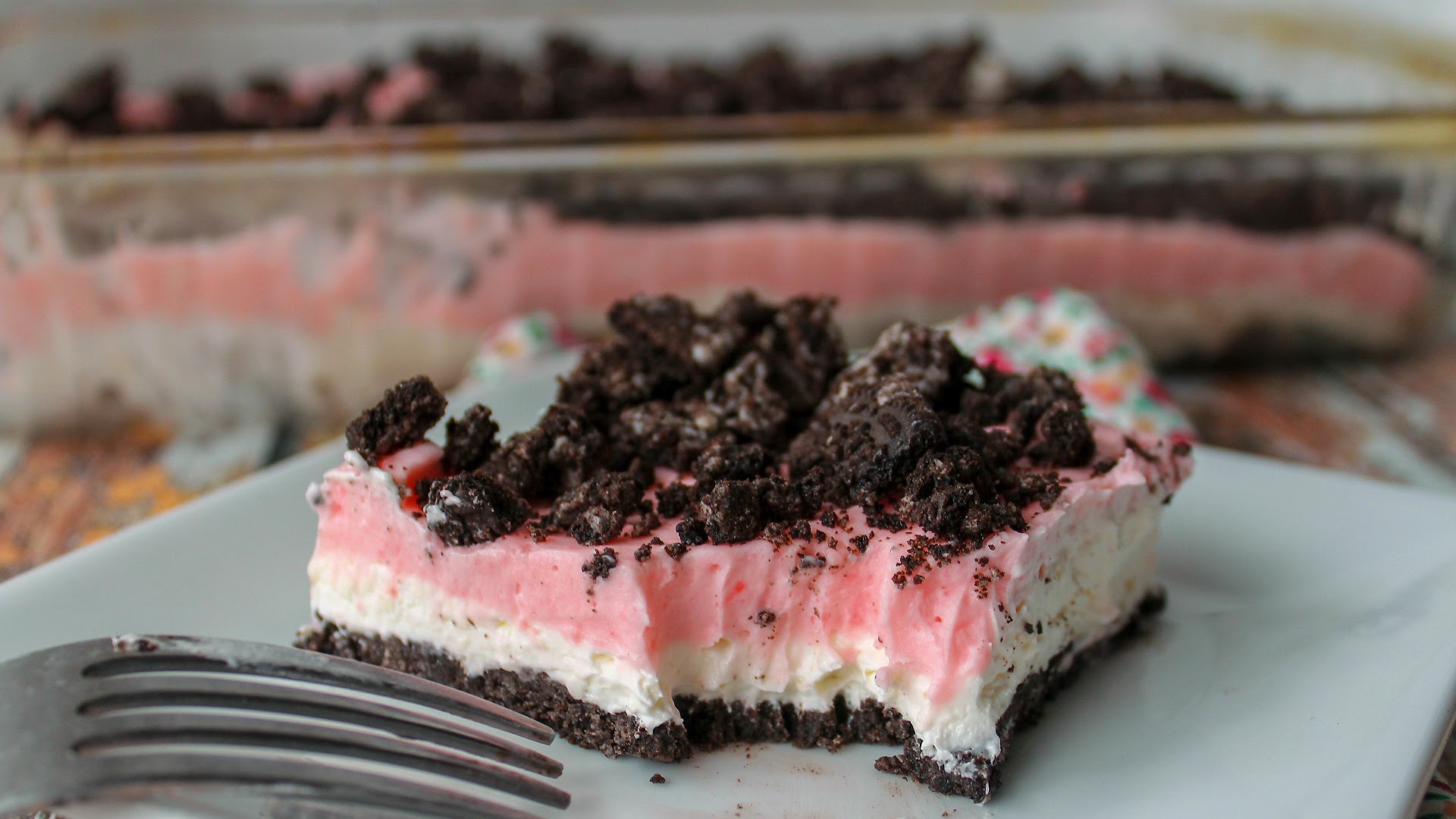 This Layered Dessert Mimics The Flavors Of Neapolitan Ice Cream In One ...