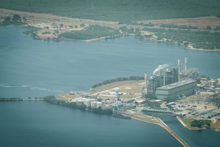 ERCOT expects emissions roadblocks with plan to use Houston generators ...