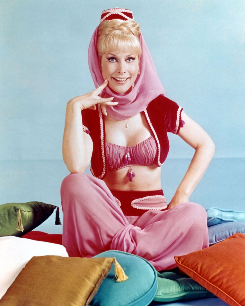 Barbara Eden Takes Fans Inside I Dream Of Jeannie In Rare Look