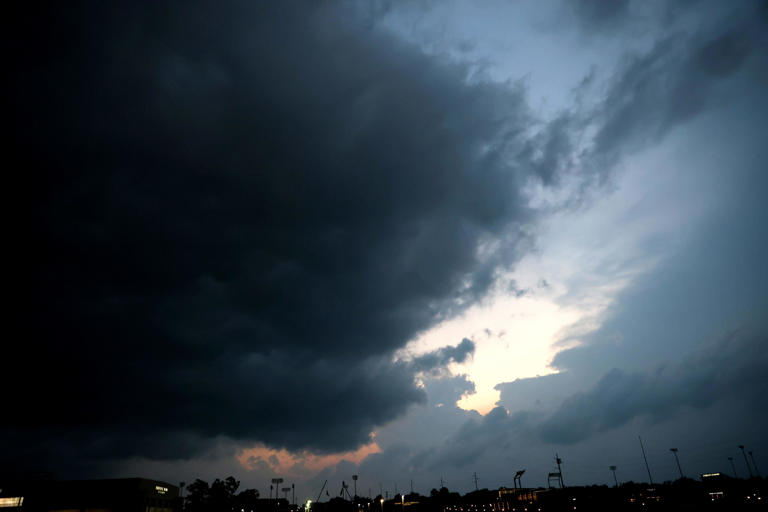 Damaging hail, tornadoes cross Oklahoma on Monday, leaving thousands ...