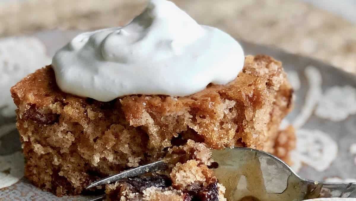 25+ Irresistible Retro Desserts That Never Go Out of Style