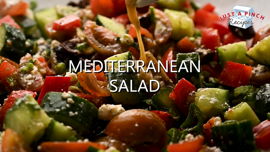 Refreshing and easy Mediterranean salad