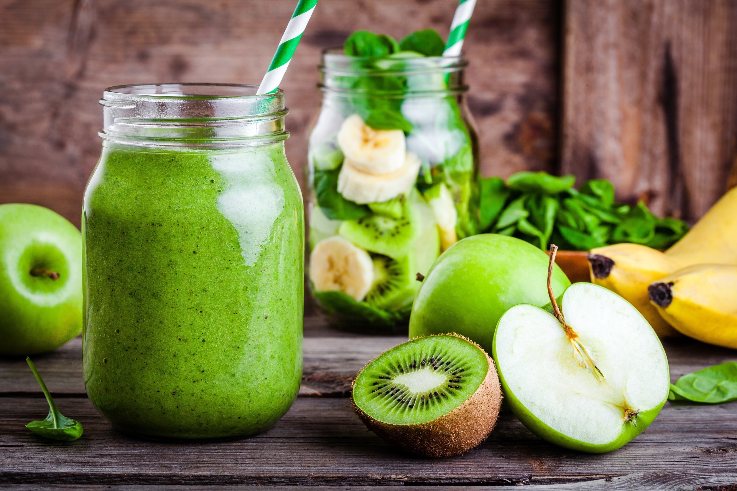 20 cheap and easy summer smoothie recipes to help you beat the heat