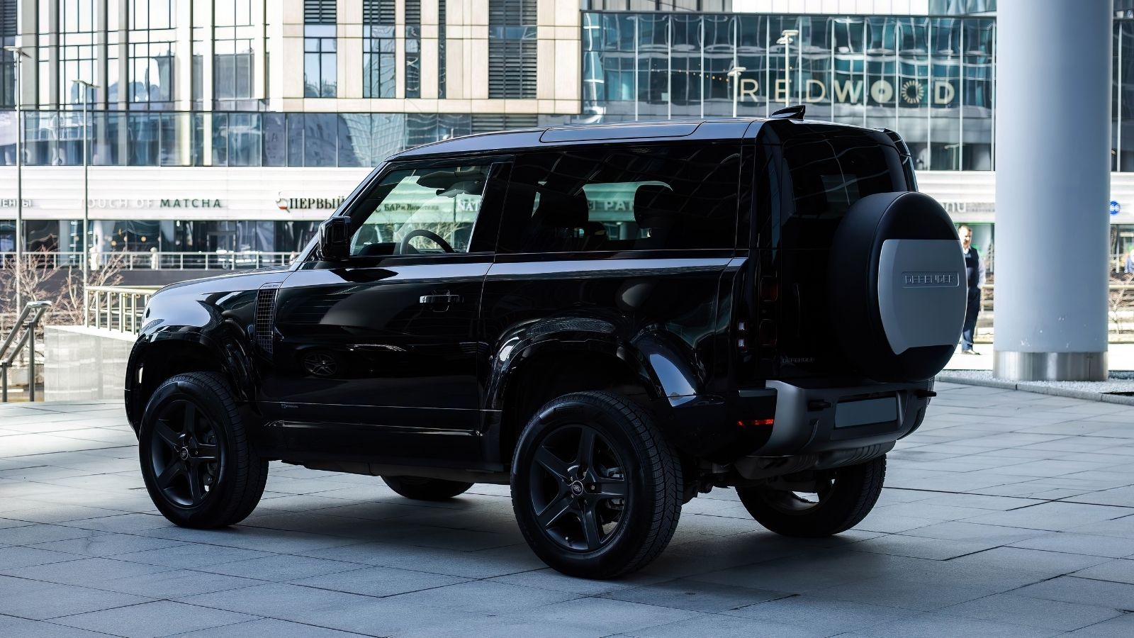 23 Four-Wheel Drive Vehicles That Handle More Than Mud — Off-Road Royalty!