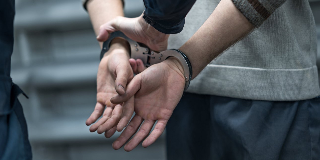 Συνελήφθη 21χρονος για συμμετοχή σε ληστεία με οπαδικά κίνητρα στην Αθήνα