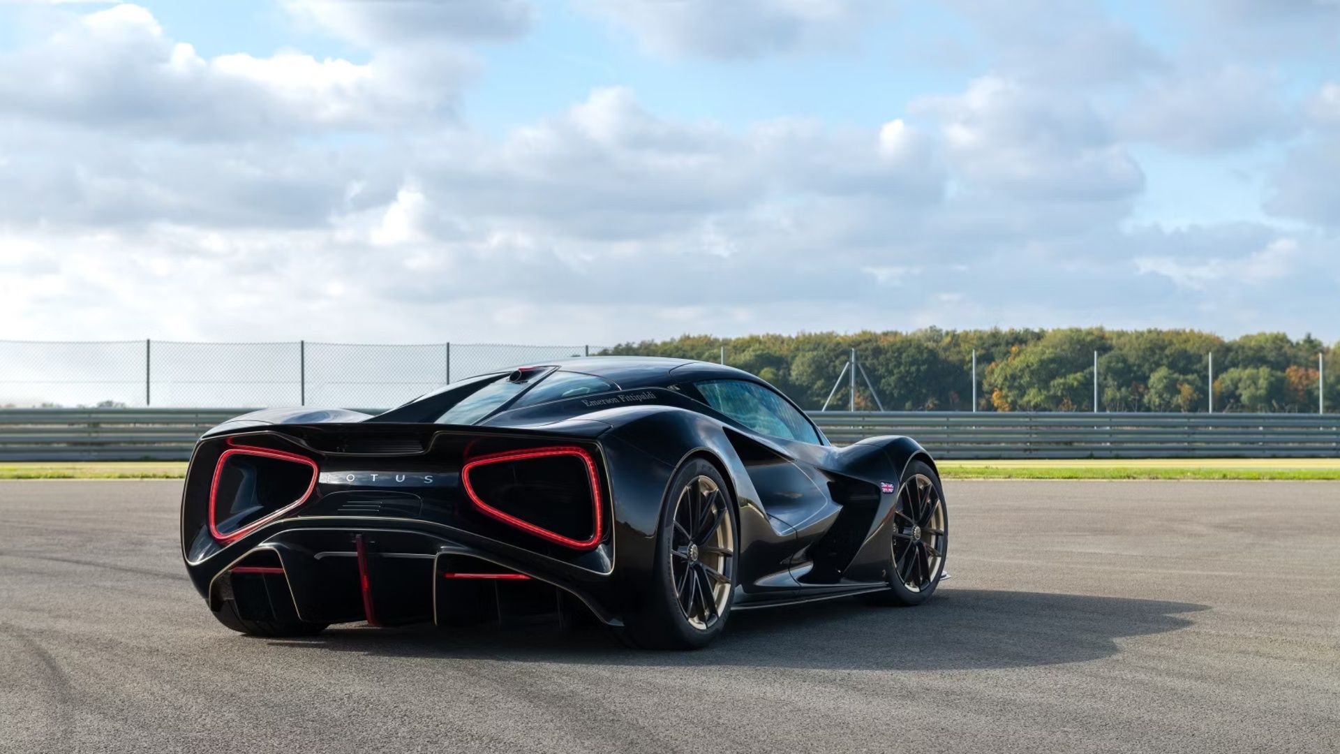 The Fastest Supercar That Never Went Into Production