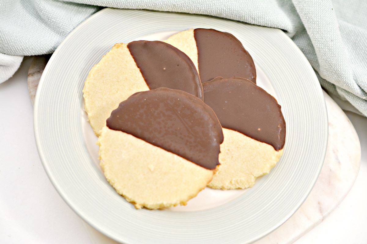 17 Sugar-Free Cookies That Offer a Healthy Twist on Dessert