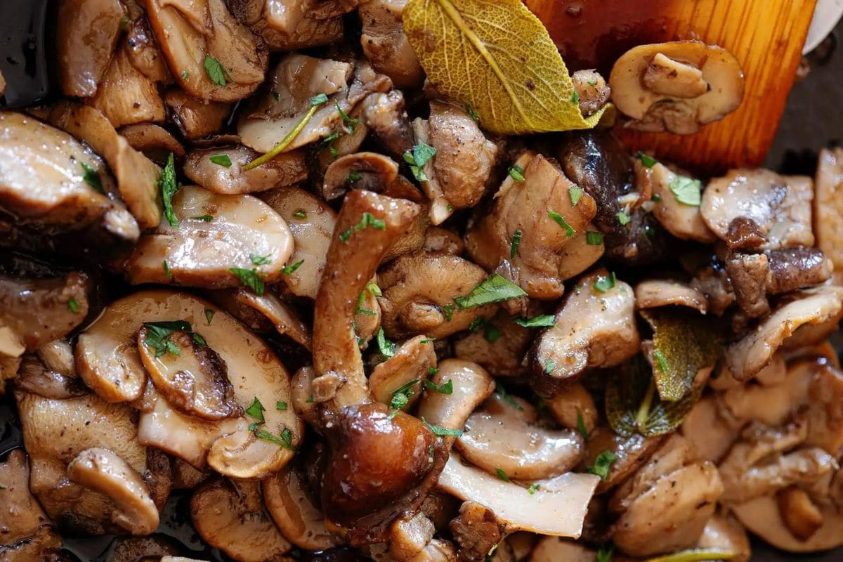 13 Rich and Earthy Mushroom Side Dishes That Add a Gourmet Touch to ...