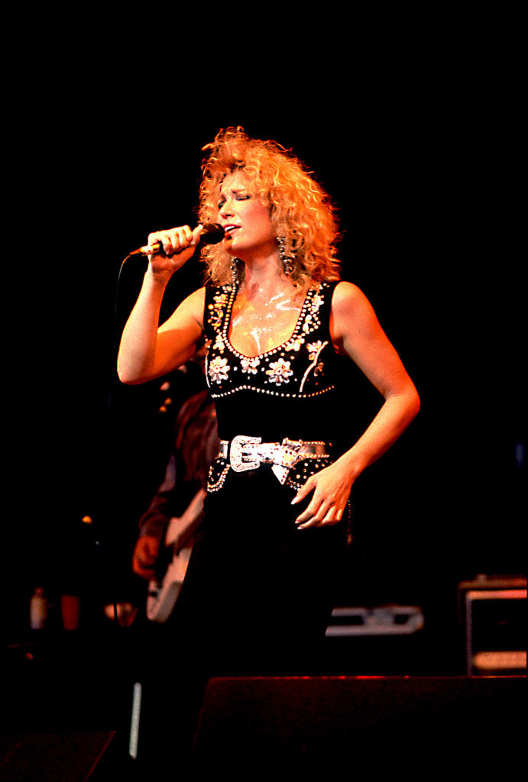 The essential women of '90s country playlist