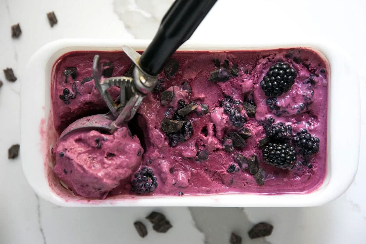 15 refreshing foods and drinks perfect for any warm-weather occasion