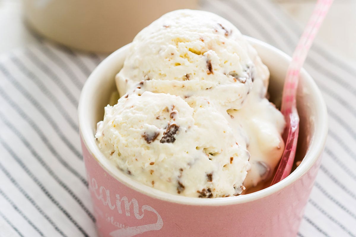 15 refreshing foods and drinks perfect for any warm-weather occasion