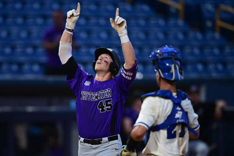 Whitewater bludgeons field to win third NCAA Division III World Series