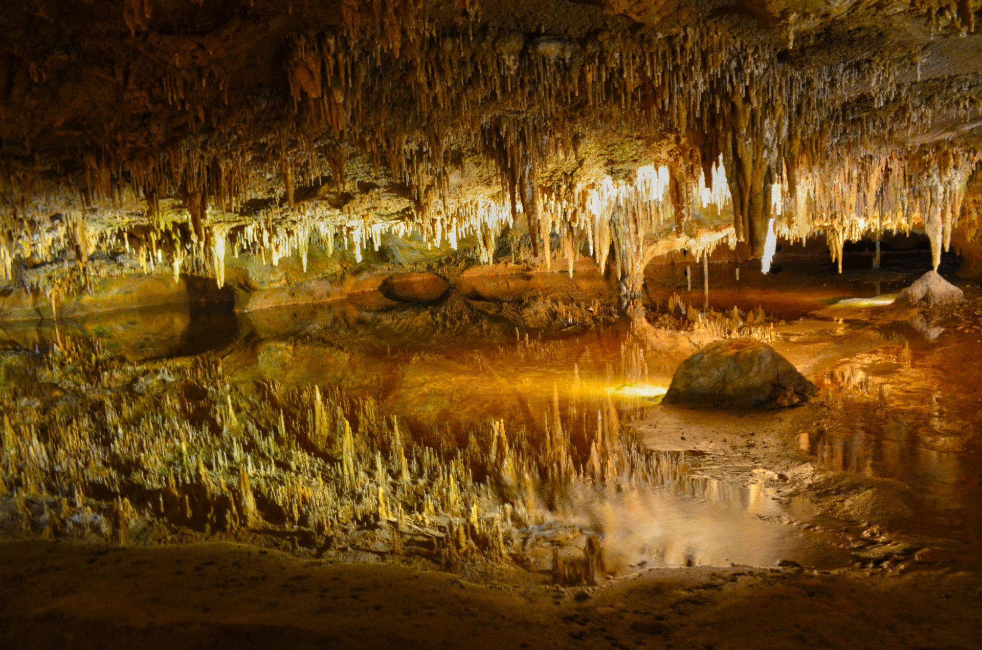 The most jaw-dropping US caves you can actually explore