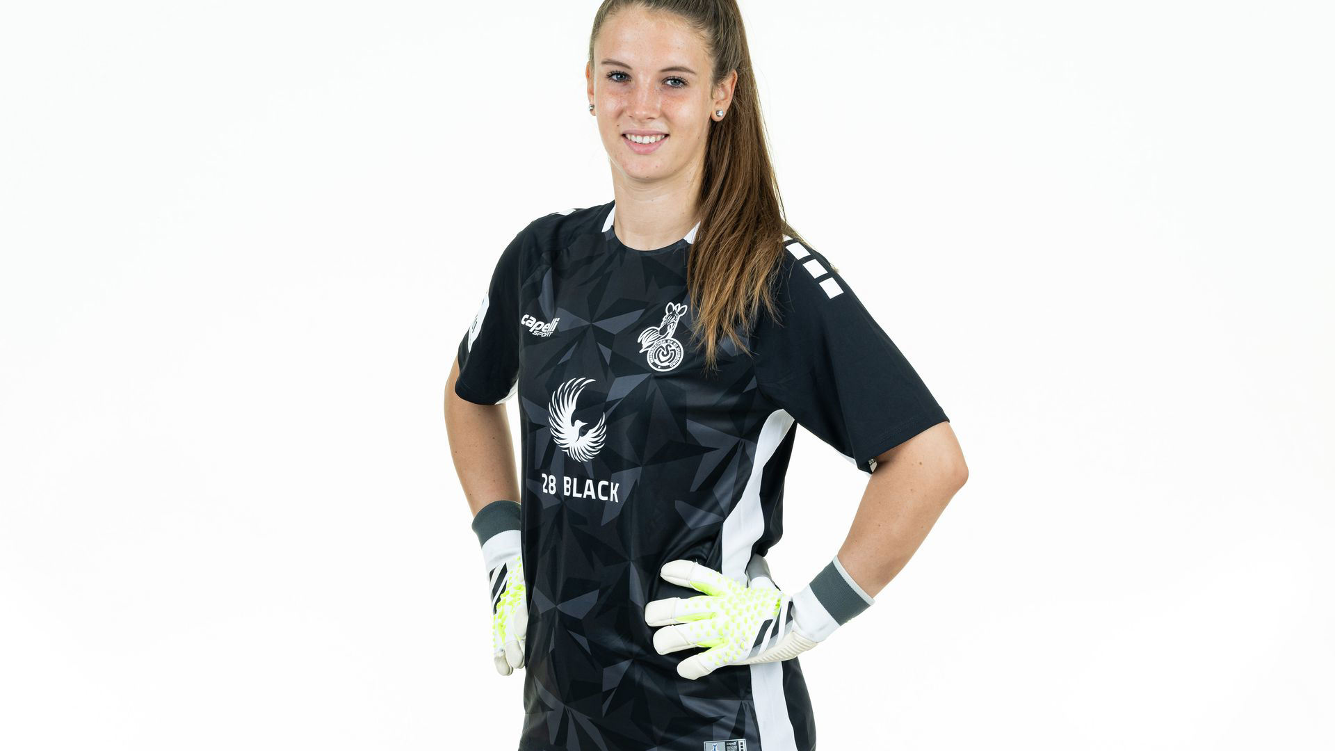 New signing alert: Keeper Ena Mahmutovic joins Bayern Munich Frauen New signing alert: Keeper Ena Mahmutovic joins Bayern Munich Frauen