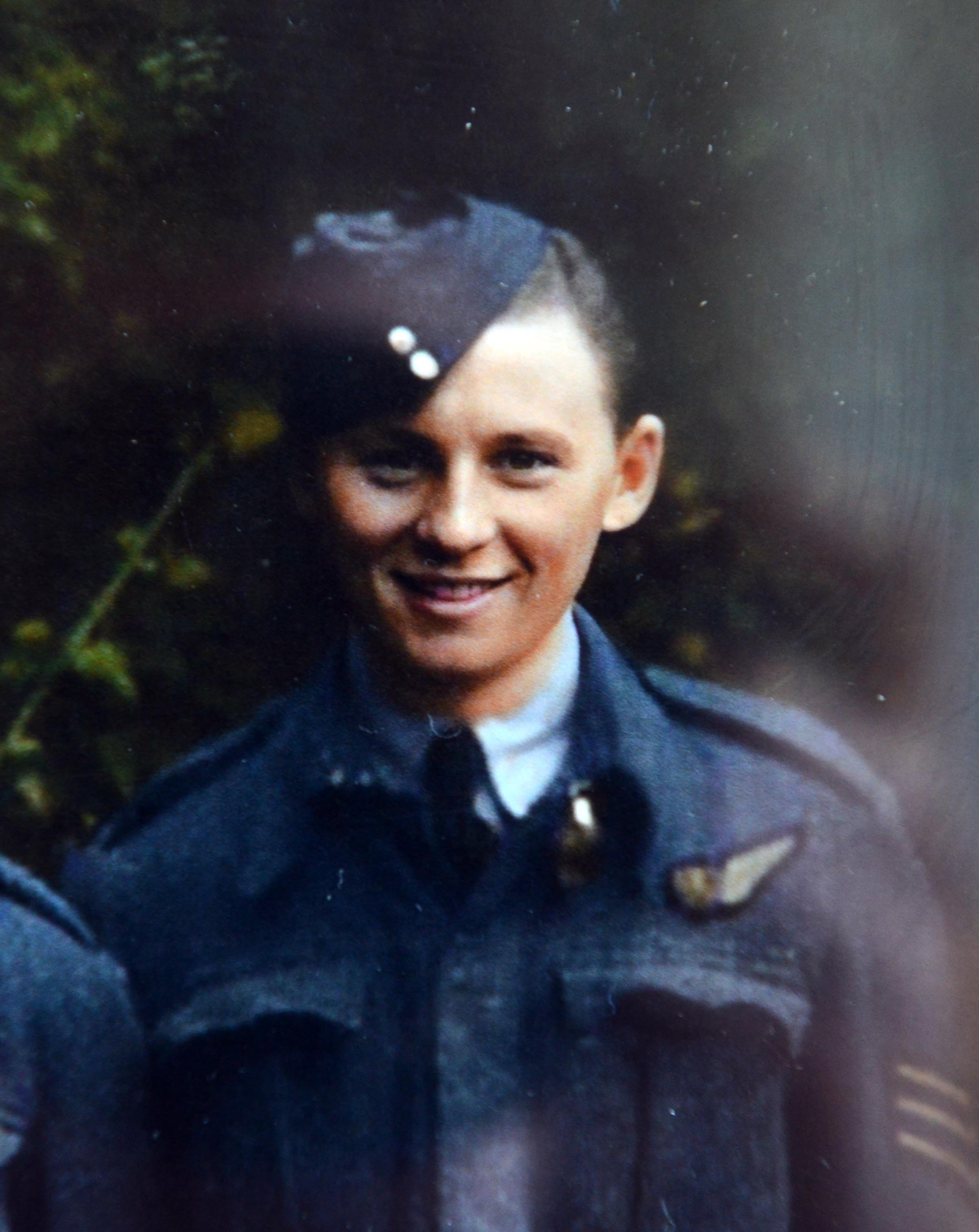 Horrific - Watch as RAF WWII veteran recalls the horrors of war and the ...