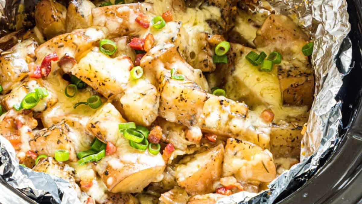 27 Cheesy Dump-and-Cook Dishes That Will Give You Cravings