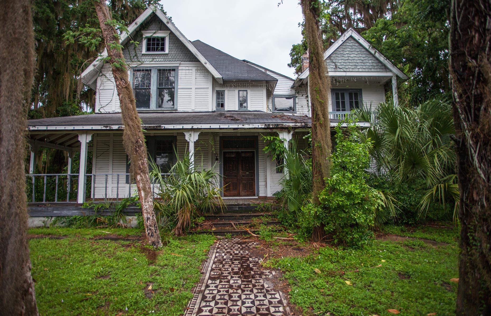 Take a tour of 12 grand dream homes left abandoned and forgotten