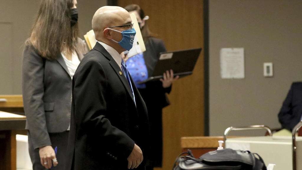 Former DCFS worker Carlos Acosta sentenced to six months in case of A.J ... Former DCFS worker Carlos Acosta sentenced to six months in case of A.J ...