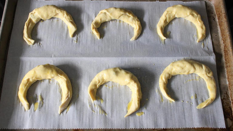 This is one of those simple dessert recipes that you can keep in your ...