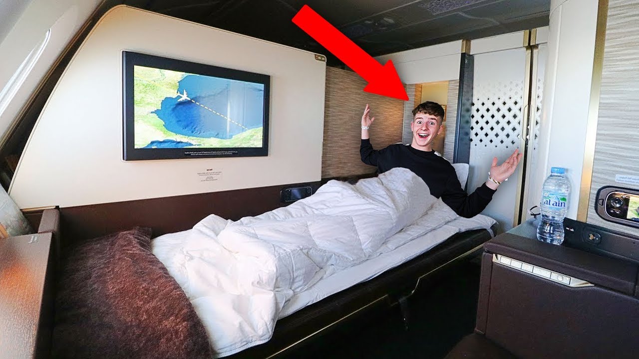 Kid spends the night in $21,000 first class airplane seat