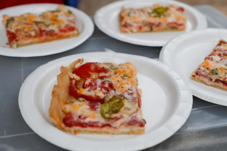 Farmers bring their juicy best to 21st annual Tomato Feastival