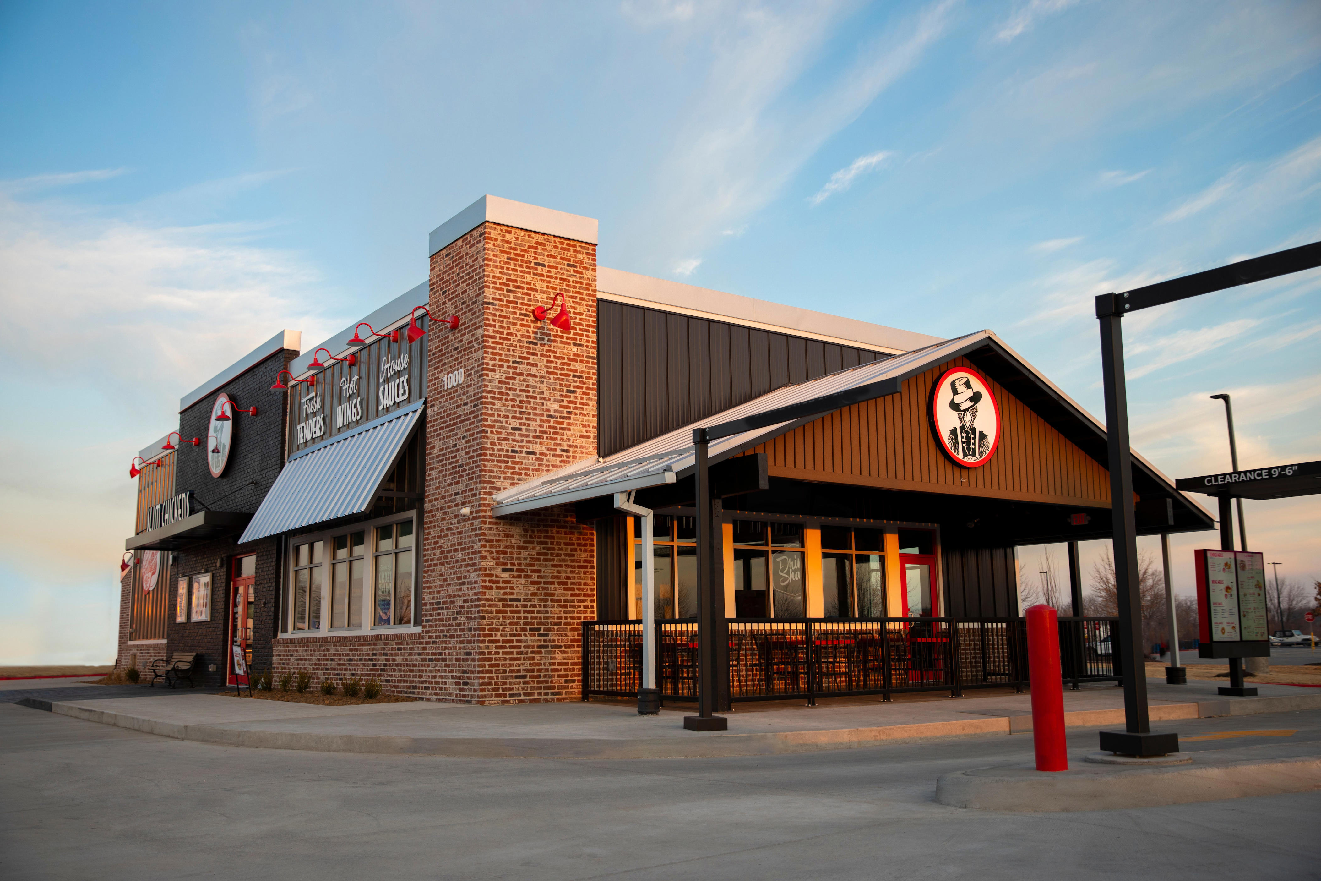 Slim Chickens closes St. Cloud fast-food restaurant