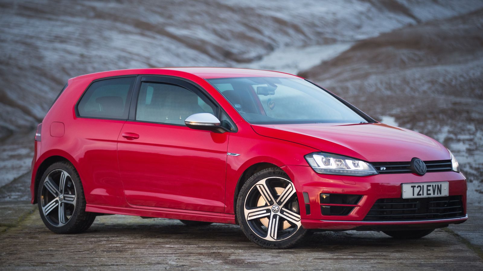 15 Compact Cars That Pack a Punch Above Their Weight Class — Little Giants!