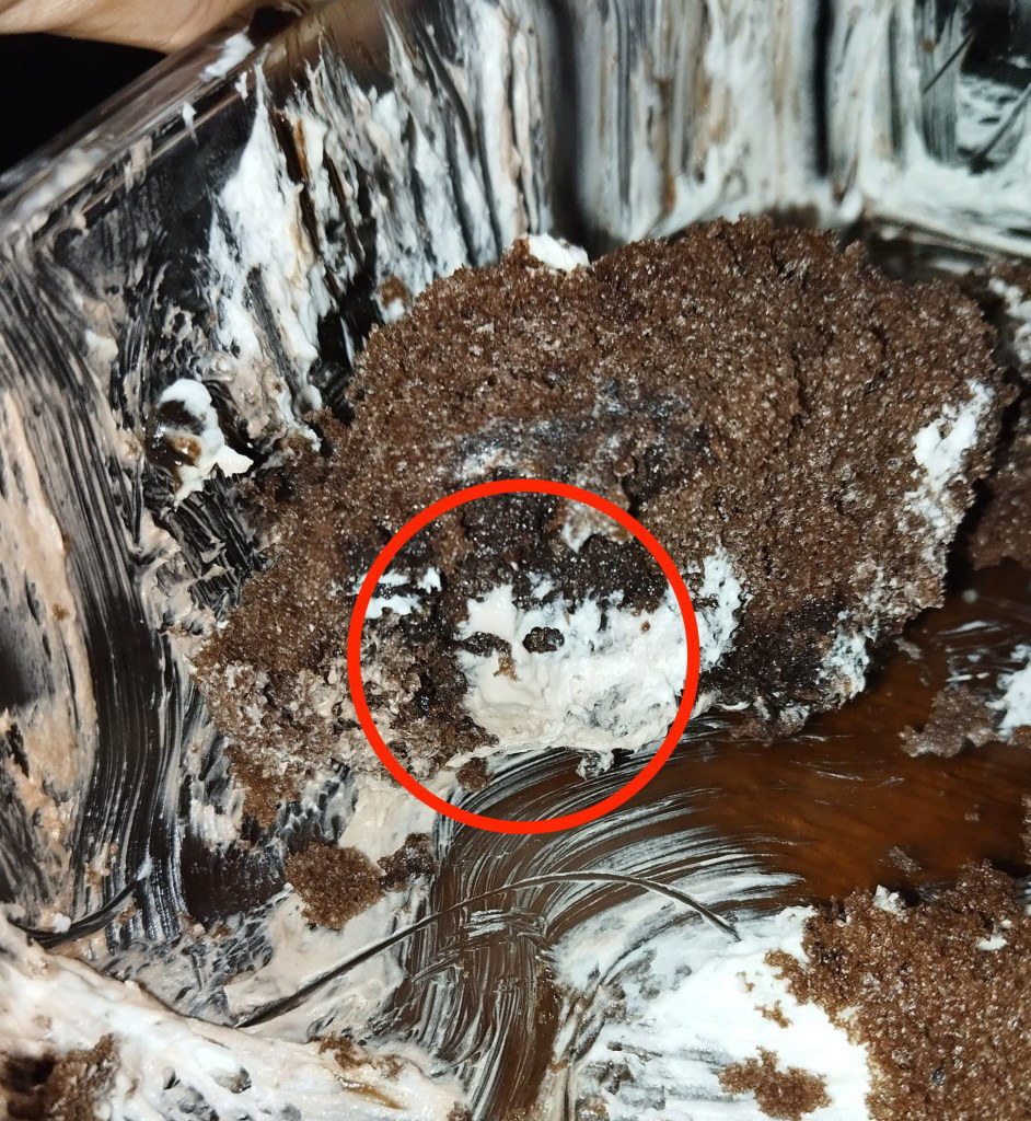 Man convinced he’s spotted Michael Jackson’s face in cake Man convinced he’s spotted Michael Jackson’s face in cake