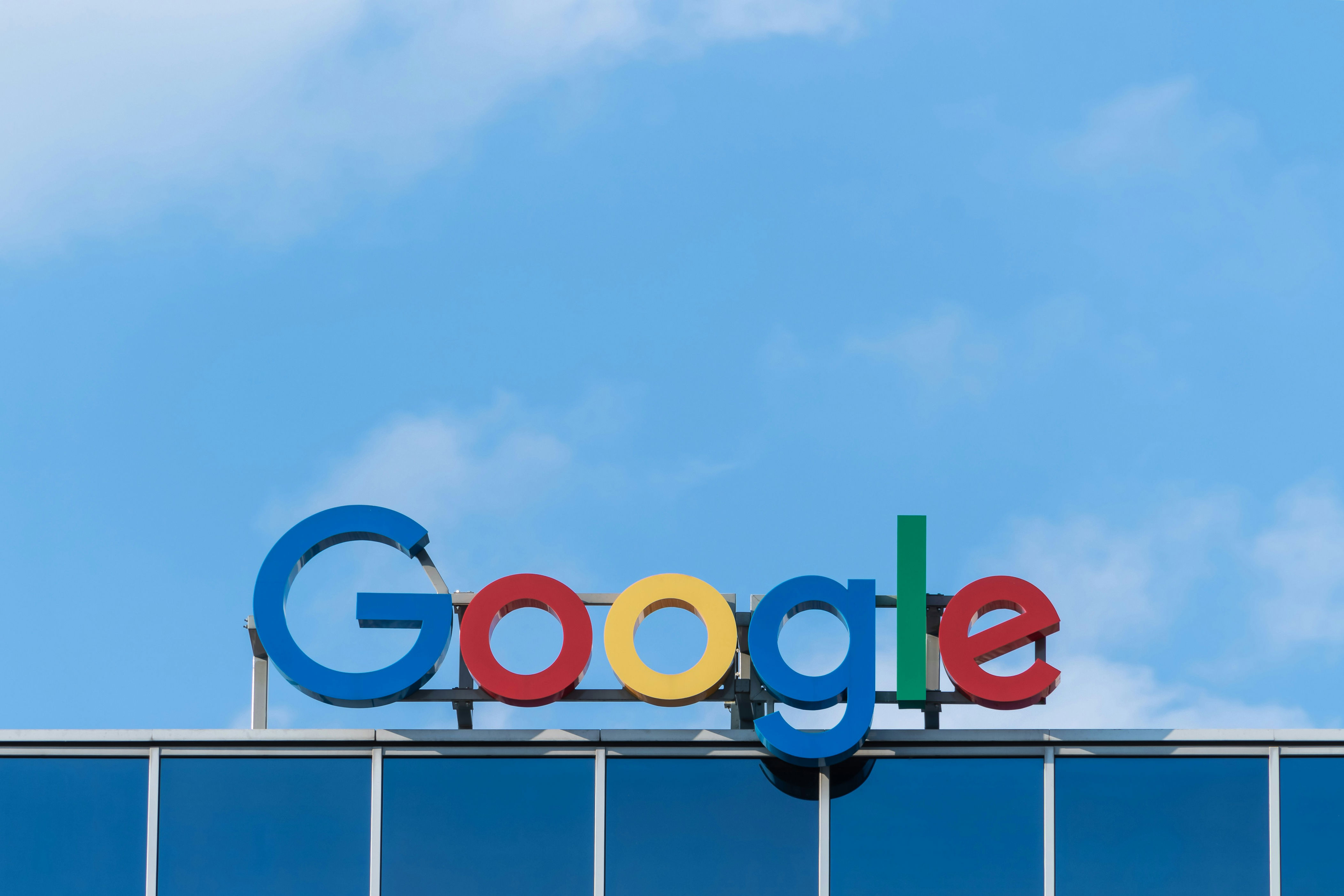 Alphabet’s Google (GOOGL) Likely to Avoid Breakup, But Antitrust ...