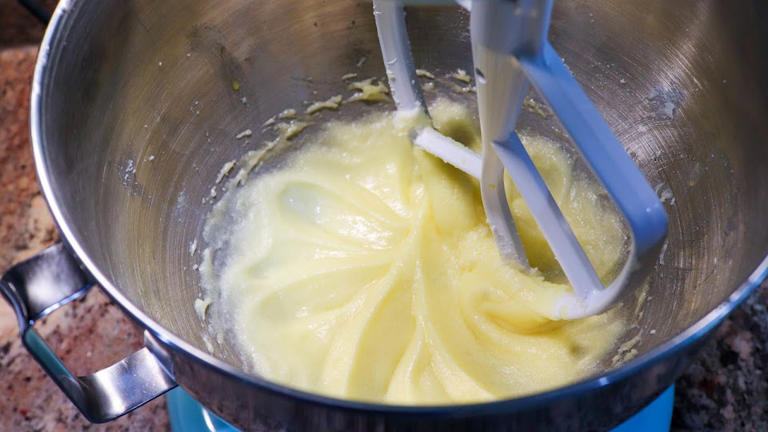 This Fruit-filled Coffee Cake Is Perfect For Summer - Fruit And Cream ...