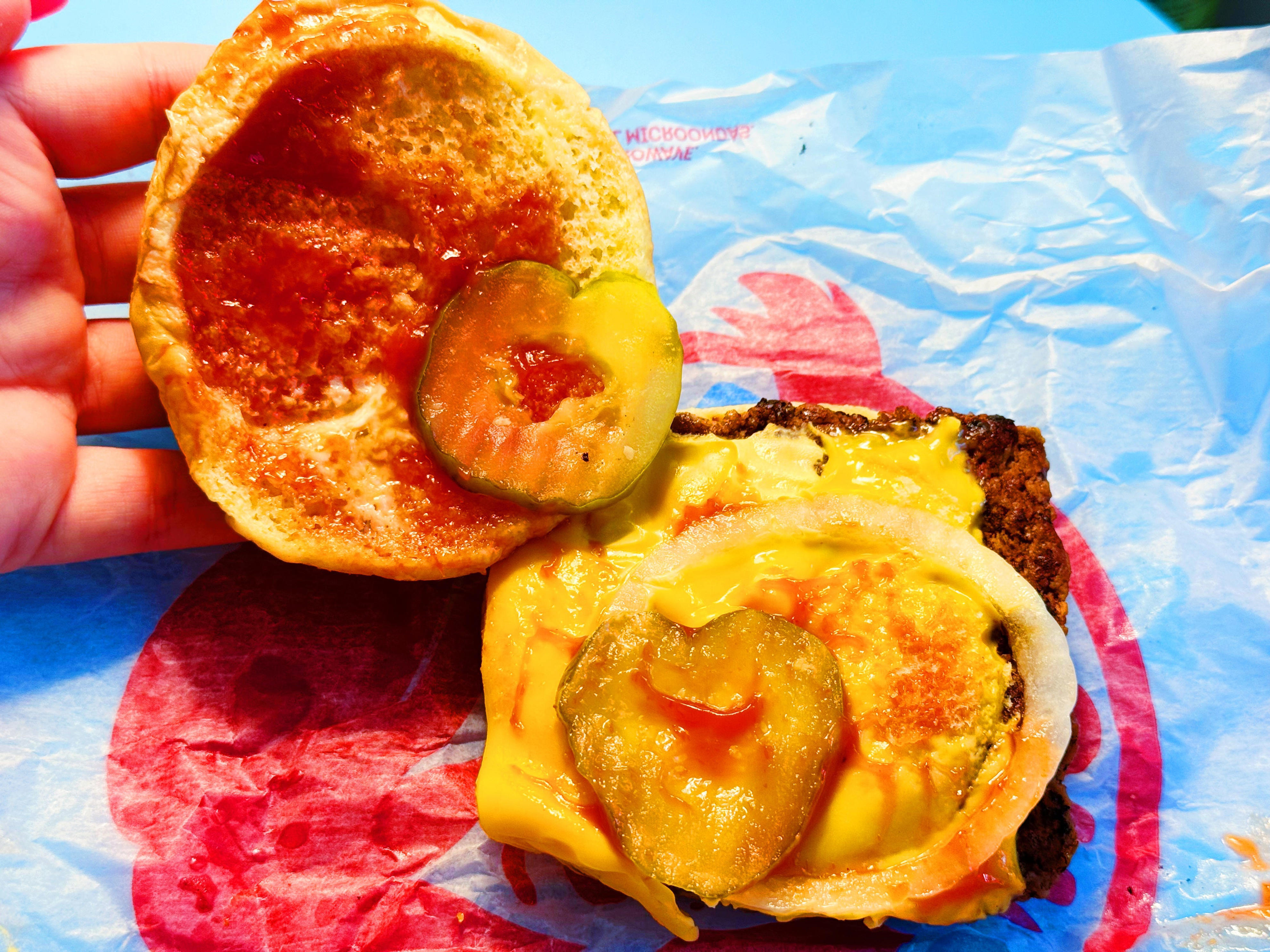 I tried the cheapest cheeseburgers at McDonald's, Wendy's, and Burger ...