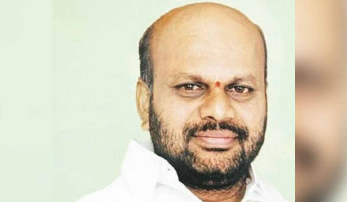 Former MLA SVSN Varma alleges illegal sand mining in Andhra's Pithapuram